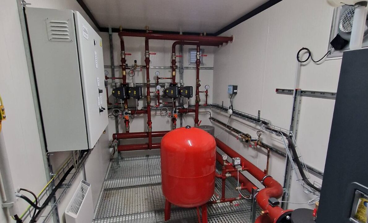 Local technique en béton préfabriqué - L'alternative